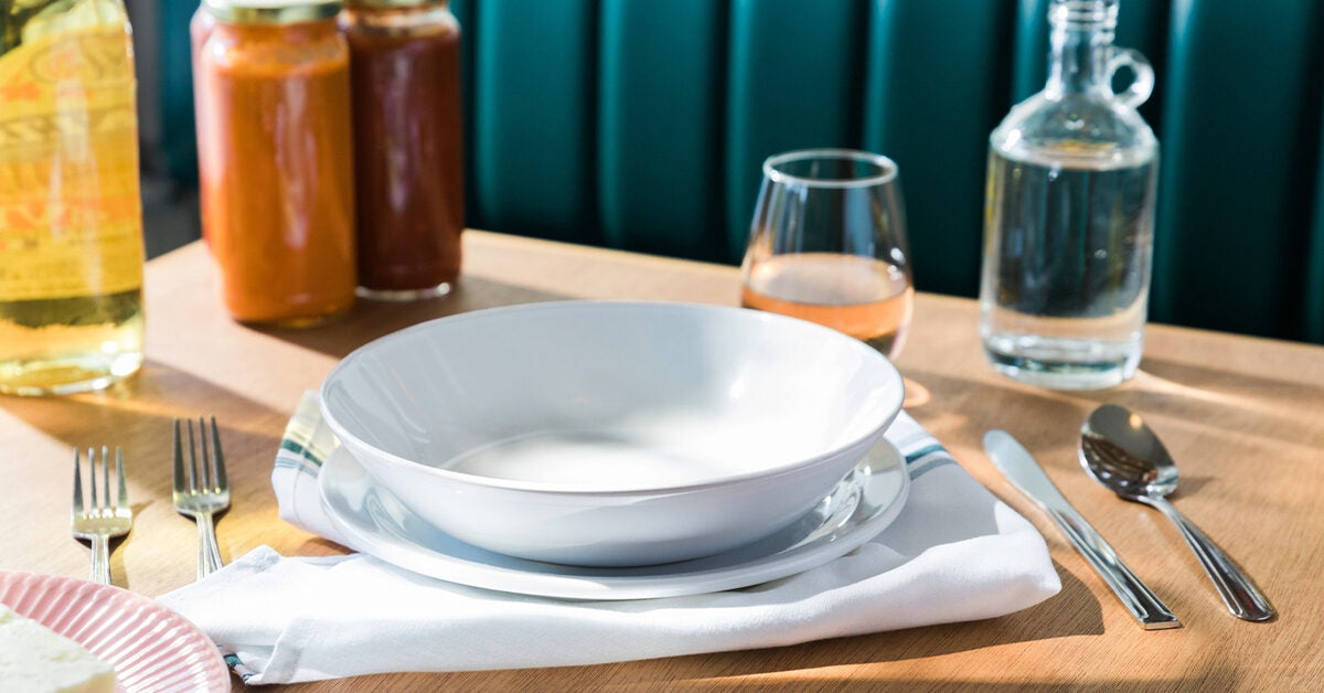 Anxiety About Food: Causes, Symptoms & Treatments