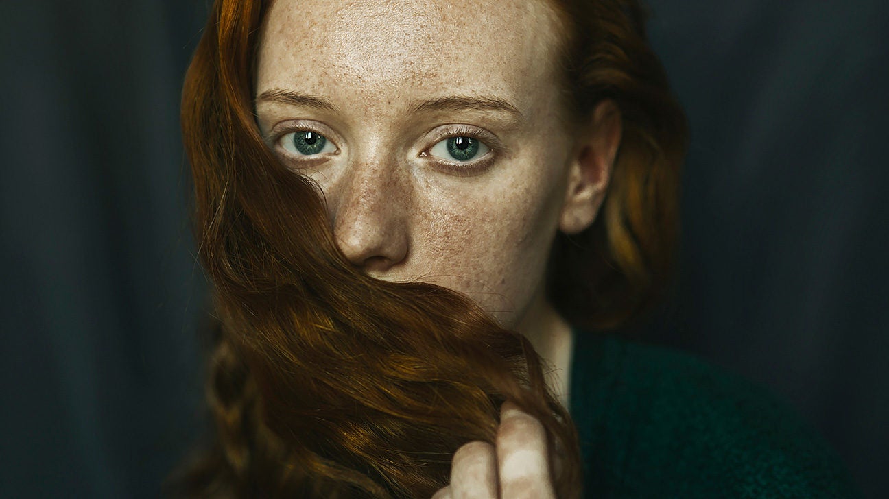 Covert Narcissist: 10 Signs and Symptoms