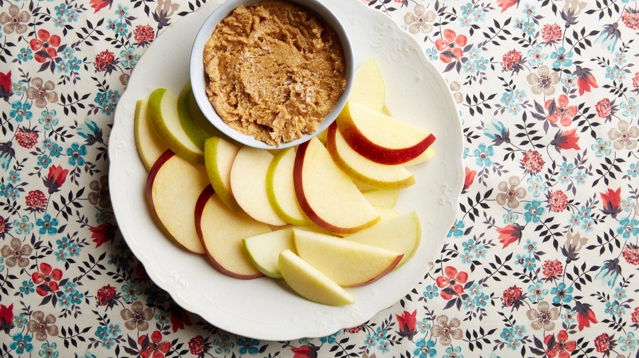 22 Simple and Healthy Whole30 Snacks
