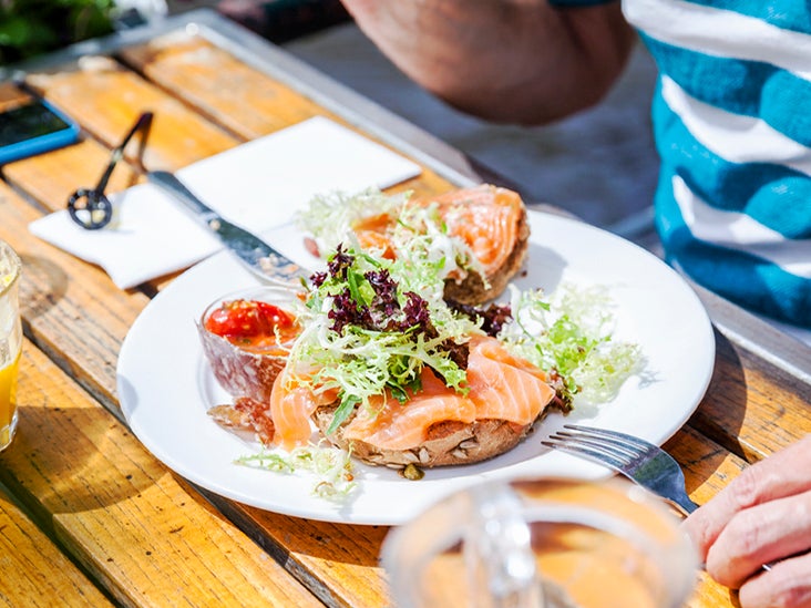 Psoriatic Arthritis Diet: Foods to Eat and Foods to Avoid Psoriatic Arthritis Diet: Foods to Eat and Foods to Avoid