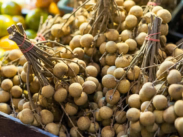 Longan Fruit vs. Lychee: Which Fruit Is Better?