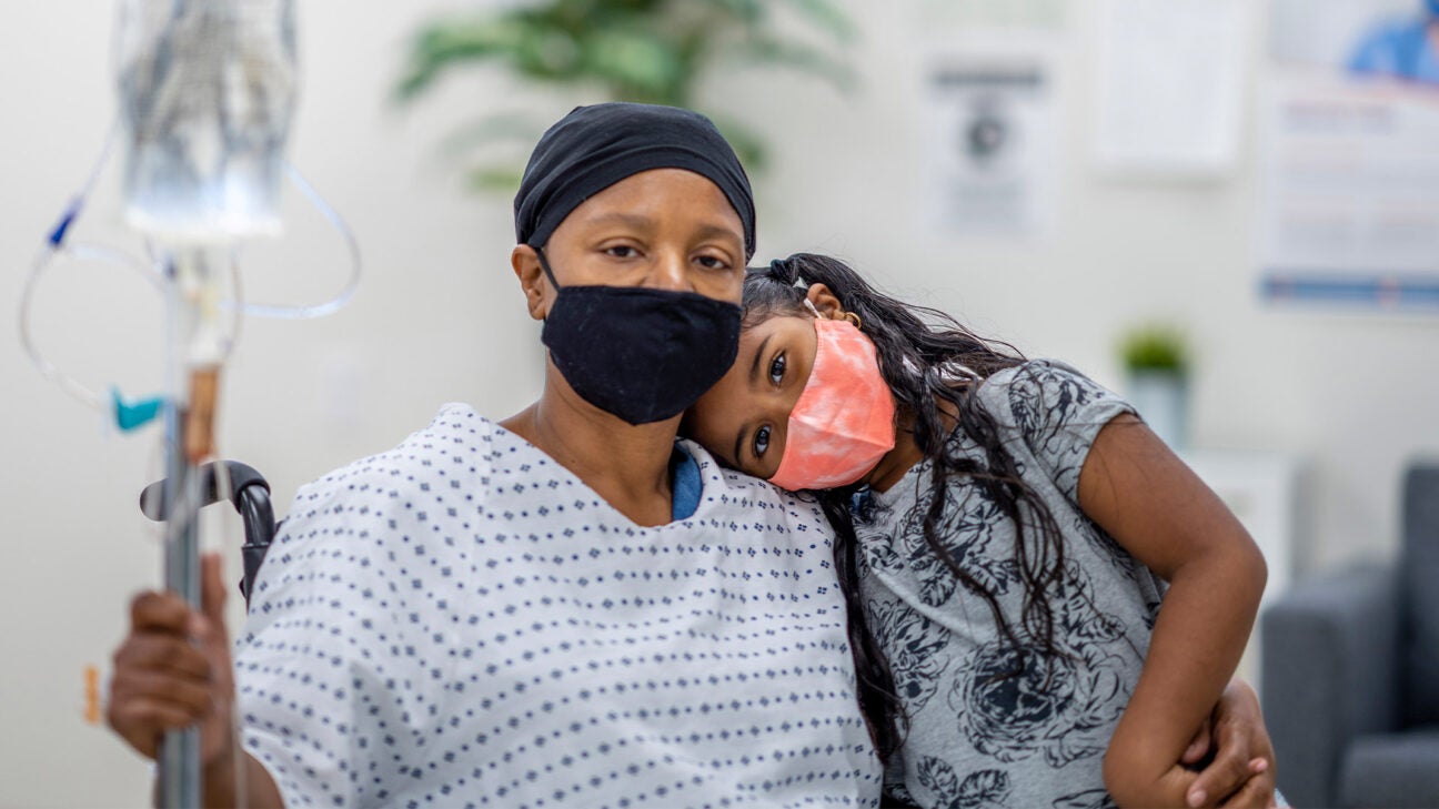 Immunotherapy vs Chemotherapy: Uses, Similarities & Differences