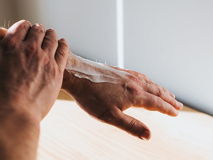 Can Acute Myeloid Leukemia Cause Skin Rash?