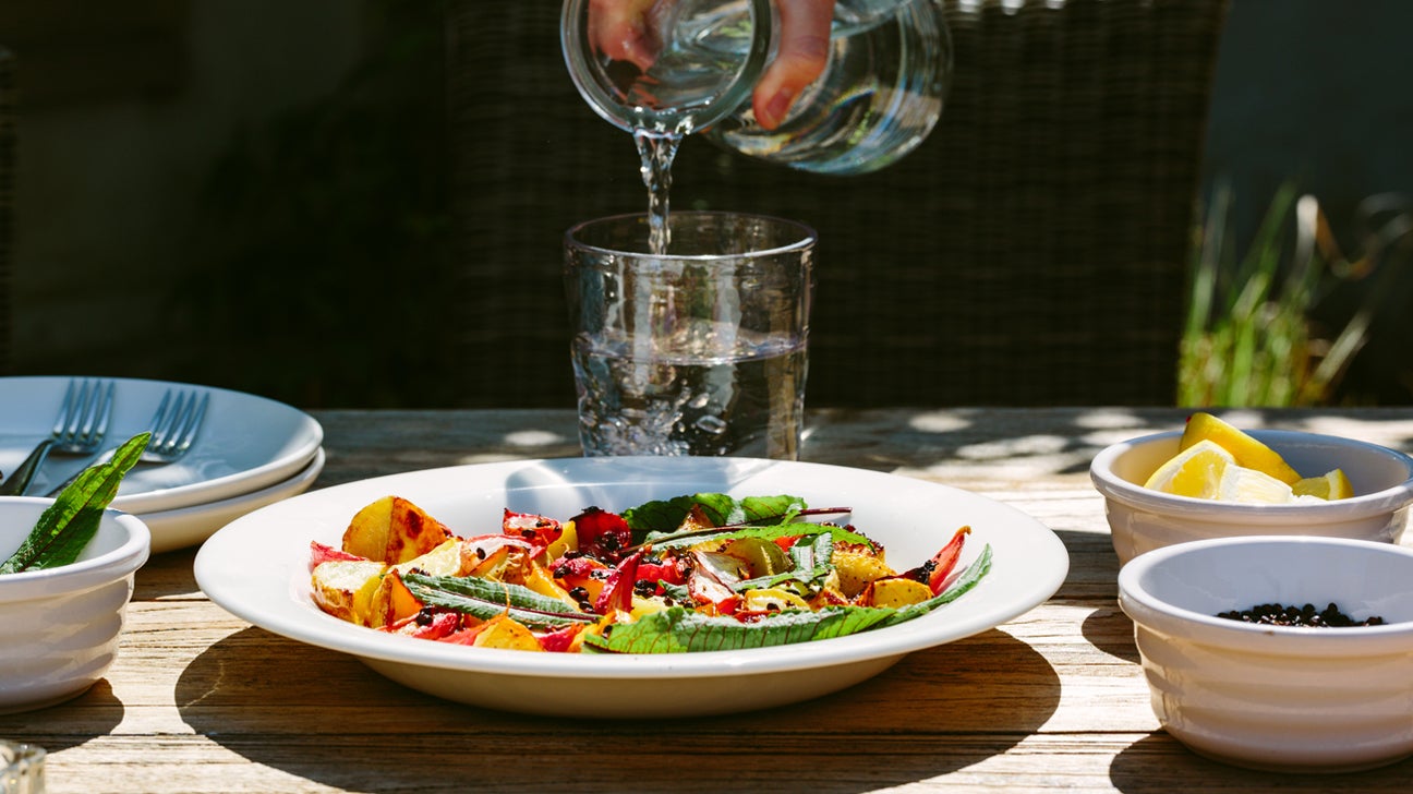 Sorrel: Nutrients, Benefits, Downsides, and Recipes