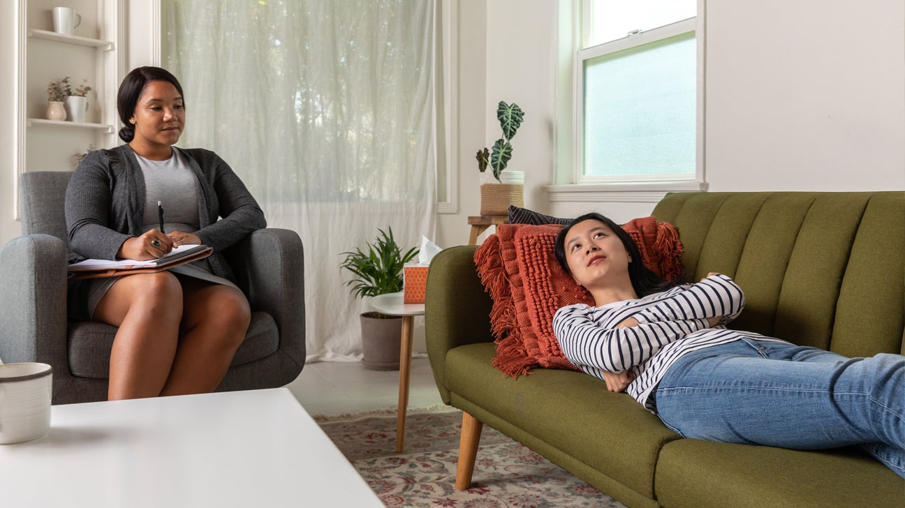 Schizoaffective Disorder vs. Bipolar Disorder: How They’re Different