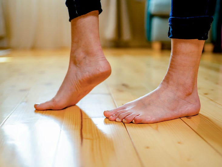 Pustular Psoriasis on Your Feet: Symptoms, Causes, Treatment