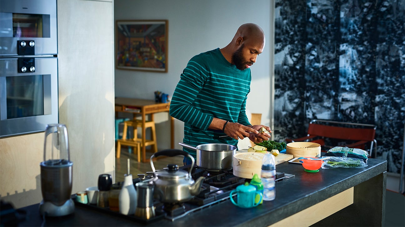 Microscopic Colitis and Diet: What to Eat, Avoid, and More