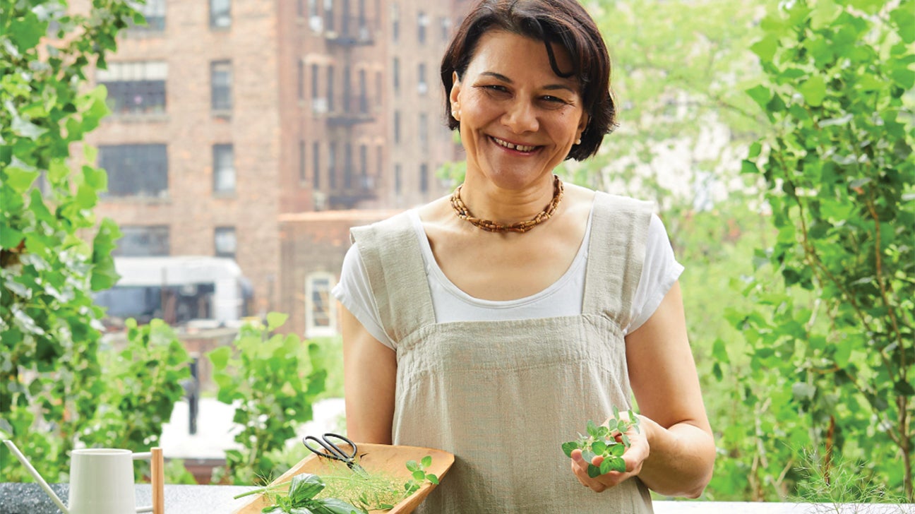 Divya's Ayurvedic Kitchen: Eating for Balance, Sustainability, and Joy