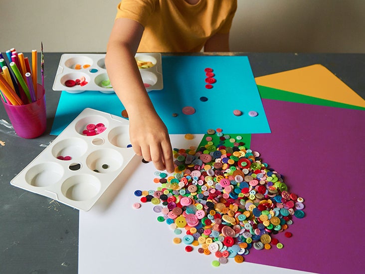 10 Activities to Distract from Itch During Your Child's Eczema Flare