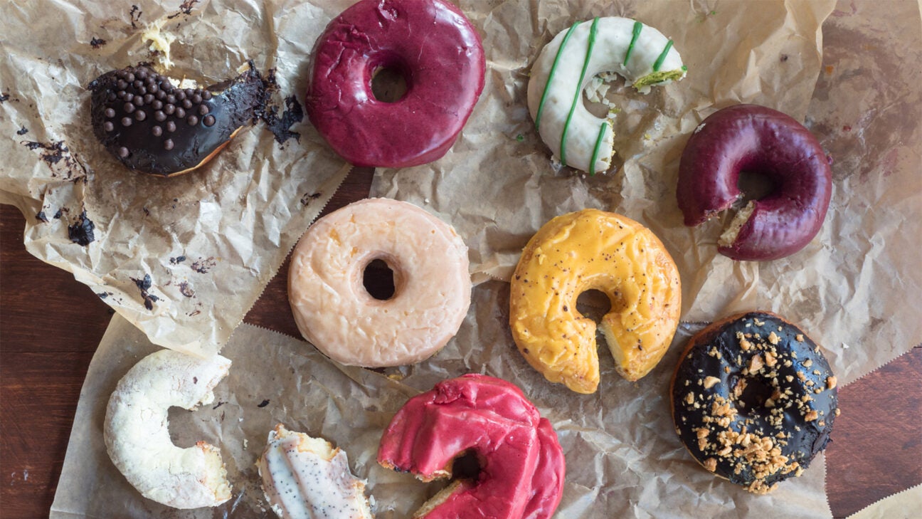 Eating Sugary, High-Fat Foods Can Rewire Your Brain to Crave Sweets