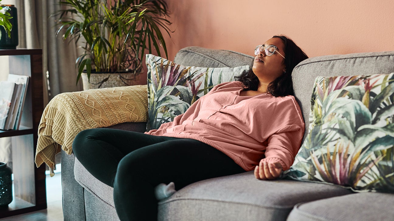 Endometriosis In the Gallbladder: Symptoms, Diagnosis, and More