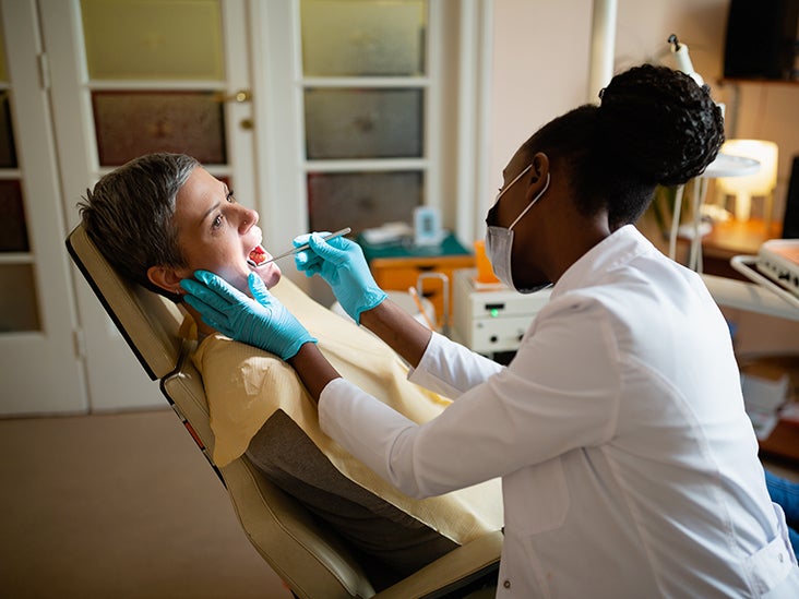 What Does Mouth Cancer Look Like? 5 Pictures of Mouth Cancer