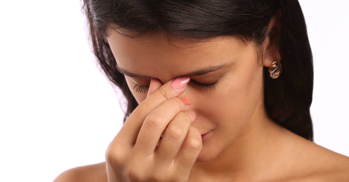 Frontal sinusitis: Causes, symptoms, treatment, and complications